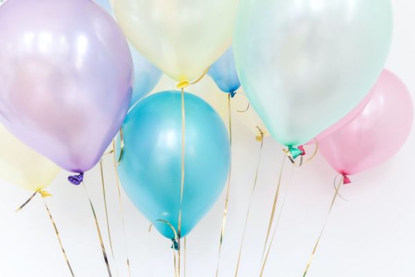 Choosing the Right Balloons for Party - Foil vs Latex Balloons