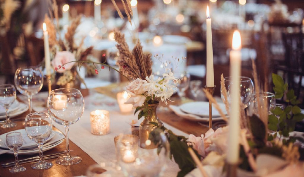 Your Complete Guide to Table Decoration for Parties - SoNice Party